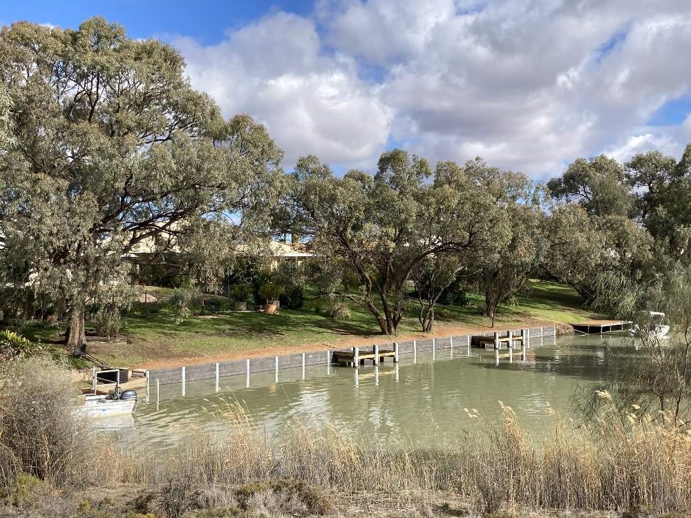 River Murray Dredging - River Murray Dredging